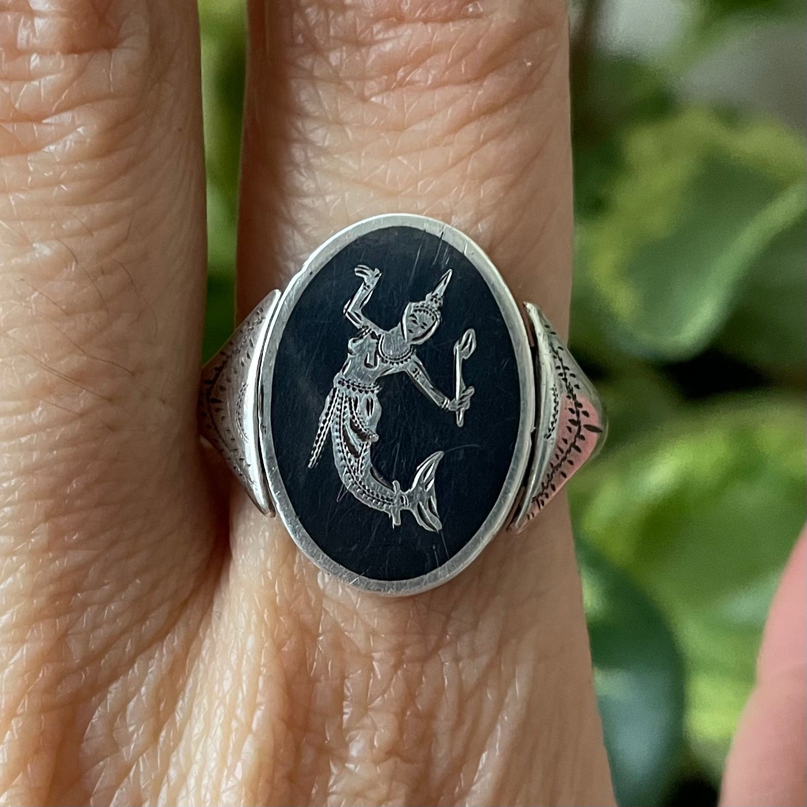 Amazing Reversible Elephant / Mermaid Vintage Thai Siam Niello Ring, S ...